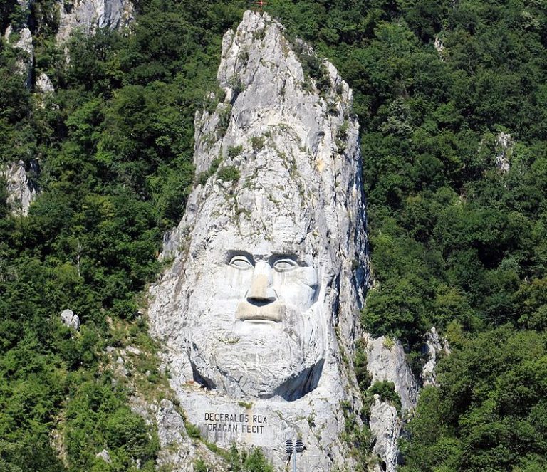 Decebalus - The Brave One' - Last Mighty King Of Dacian People ...
