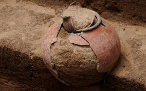 Keezhadi Excavations Reveal: Tamil-Brahmi Script Older Than Previously ...
