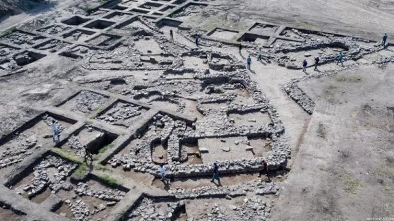 Incredible 5,000-Year-Old New-York-Like Metropolis Discovered In Israel ...