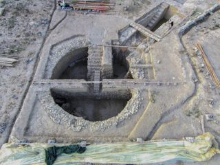 Bronze Age Royal Tombs Unearthed In Ruins Of Ancient City Of Pylos ...