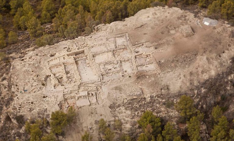 El Argar Civilization: Bronze Age Palace And Grave Goods Unearthed In ...