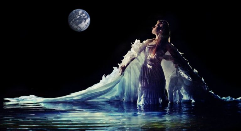 Goddess Huitaca - Moon Goddess Of Intoxication, Joyful Life And ...