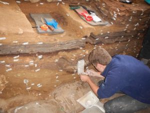 Trapped 70,000-Year-Old Artifact Reveals Hidden Information About Early ...