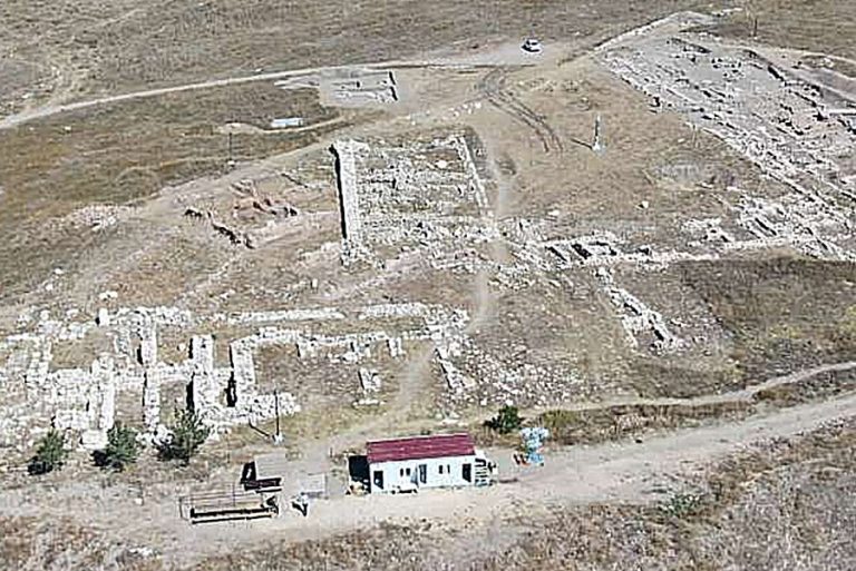 Cuneiform Tablet Unearthed In Hittite City Samuha Refers To Love And ...